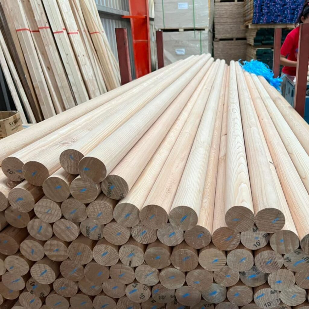 ไม้โครงสน Hem-Fir ร่องวี เหลากลม - INTERWOOD TIMBER